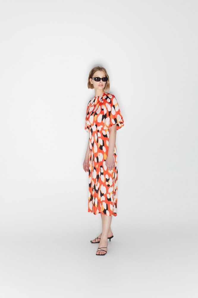 Dresses | Woman | SFERA