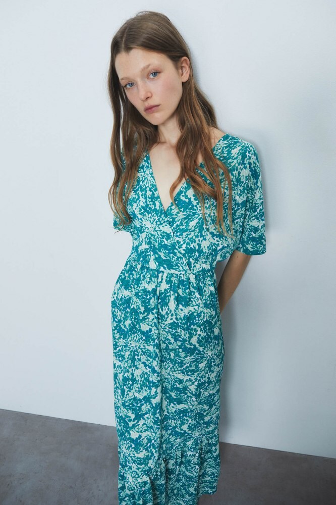 Dresses and Skirts Woman SFERA | SFERA