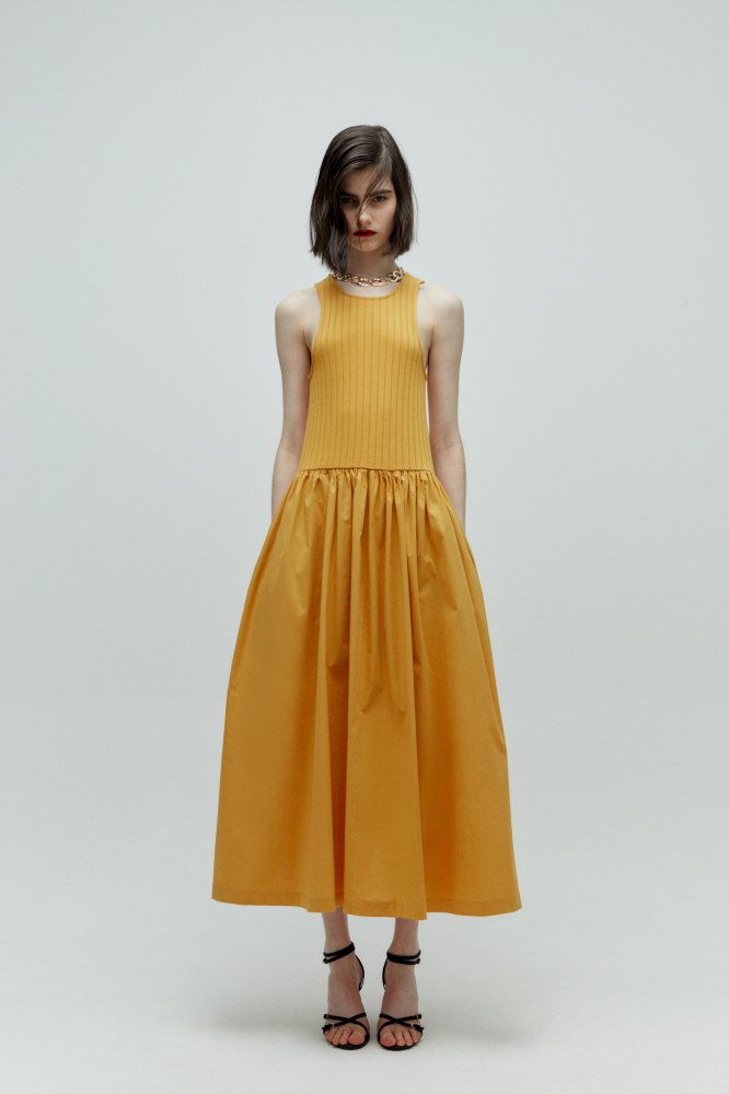 Dresses and Skirts Woman SFERA | SFERA