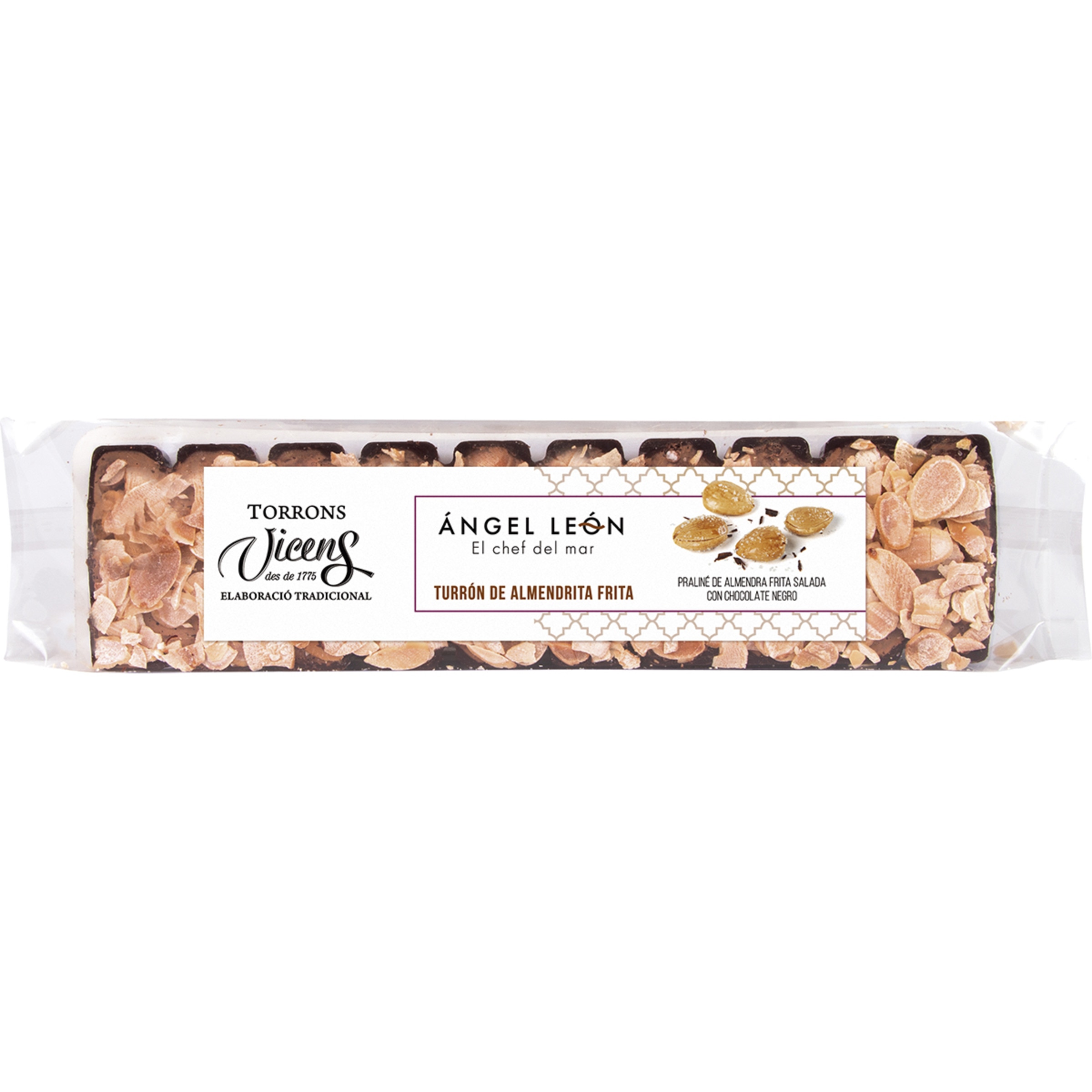 Angel León turrón de almendra frita salada con chocolate negro ...